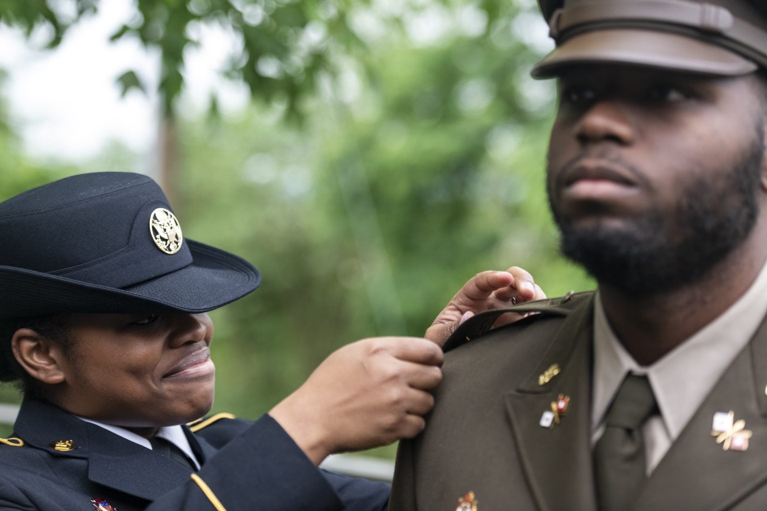Active-Duty Soldier, Now Georgetown Alum, Achieves Dream To Be an Army ...