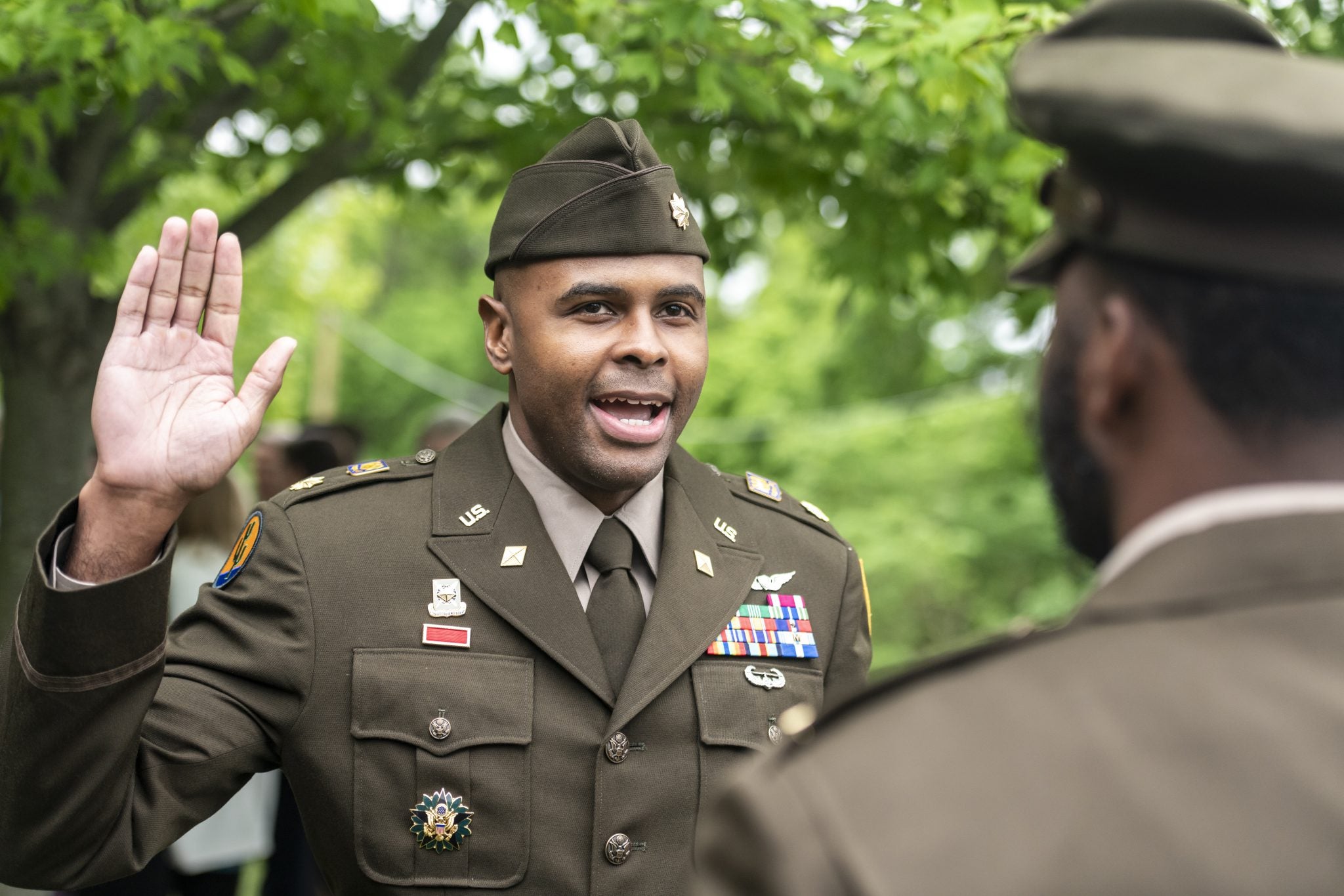 Active-Duty Soldier, Now Georgetown Alum, Achieves Dream To Be an Army ...