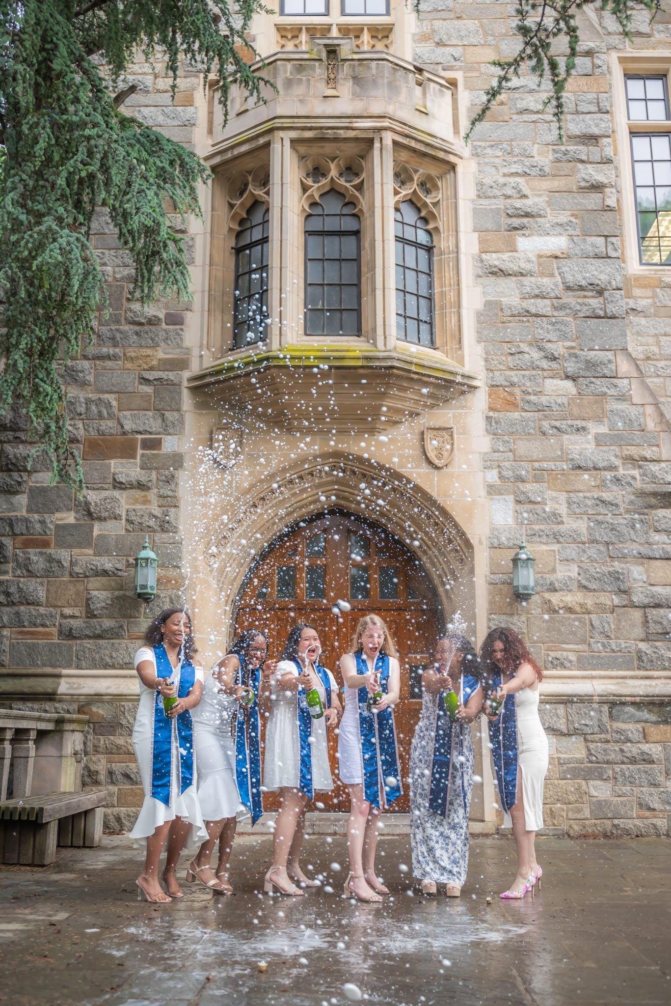 The Best Spots for Graduation Photos at Georgetown University ...