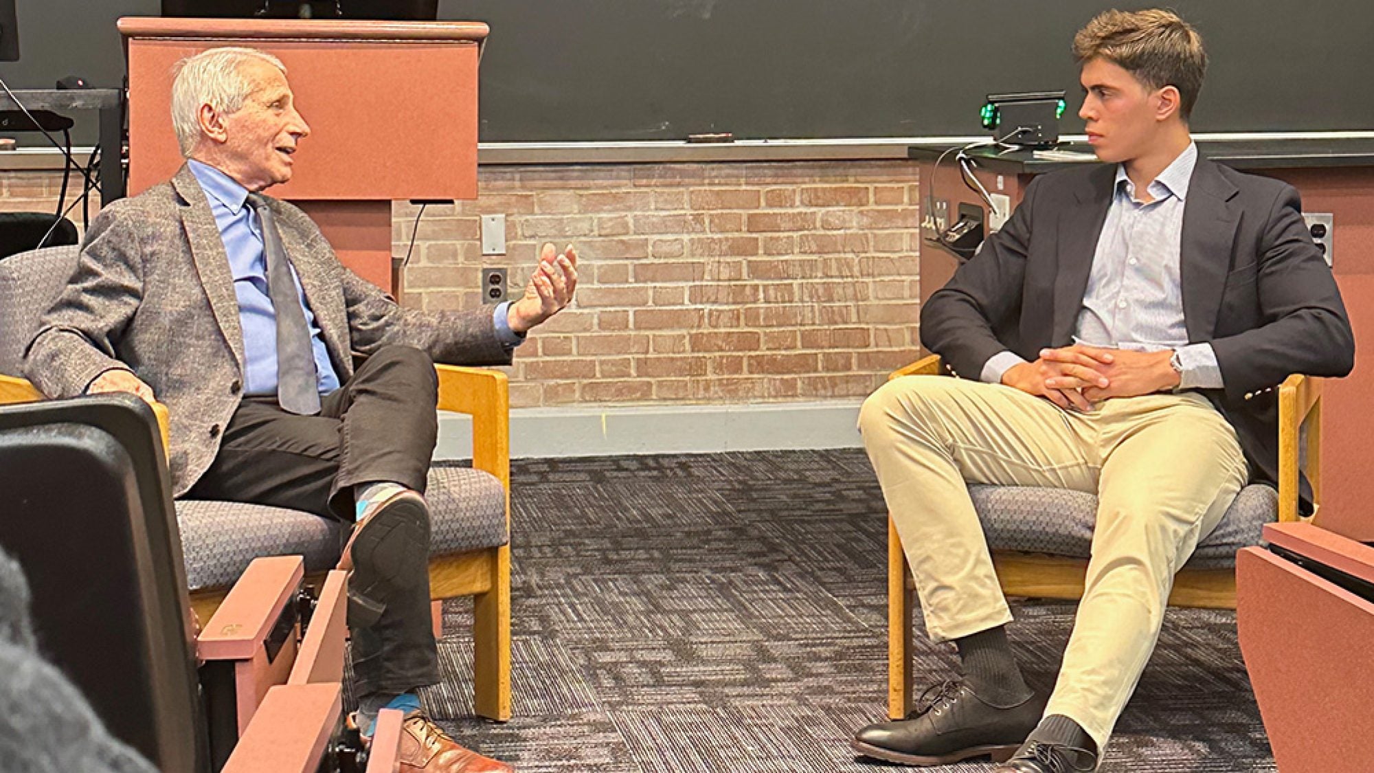Dr. Fauci Makes the Rounds with Students on Campus